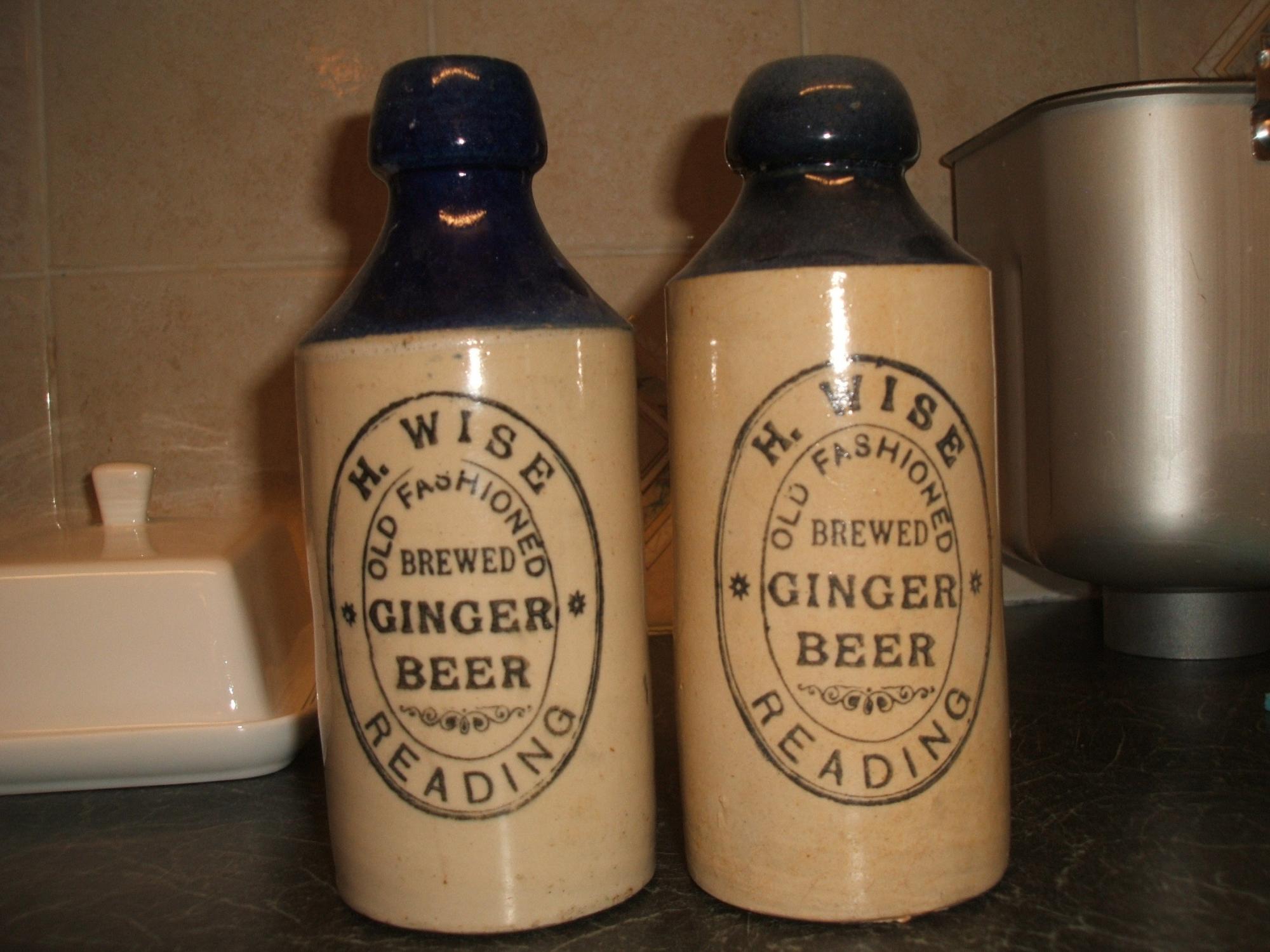Berkshire Ginger Beer Bottles - Incised ginger beer variations